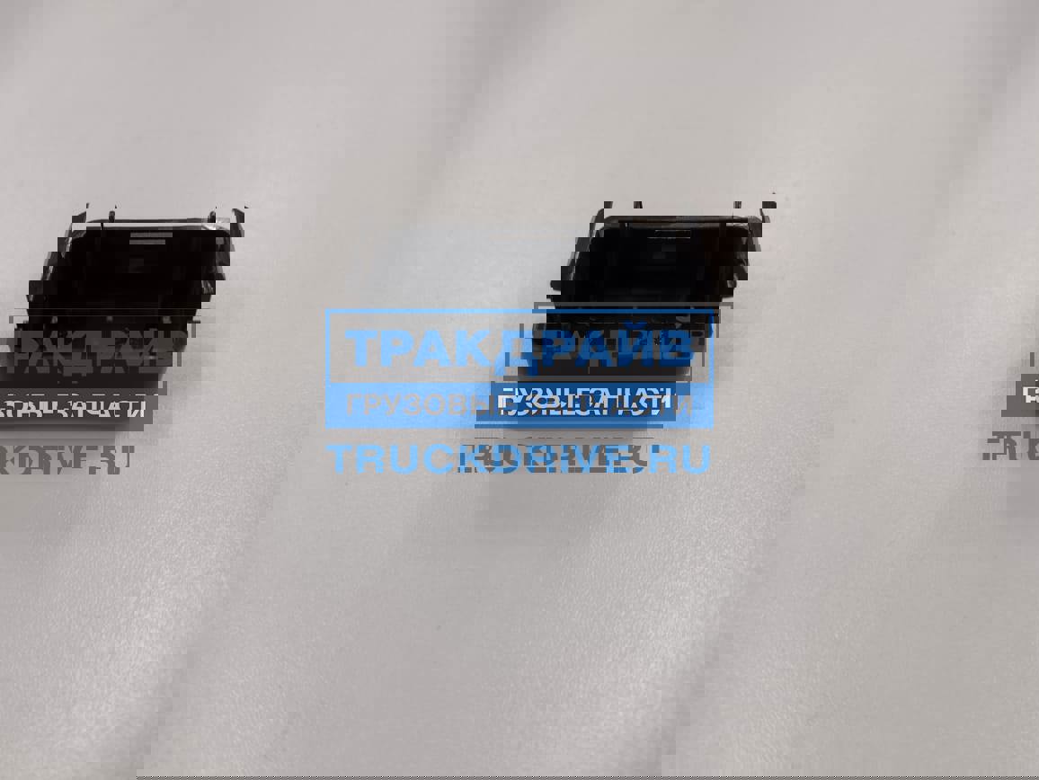 Заглушка под кнопку панели переключателей Volvo FH FM 20410947 VOLVO ...