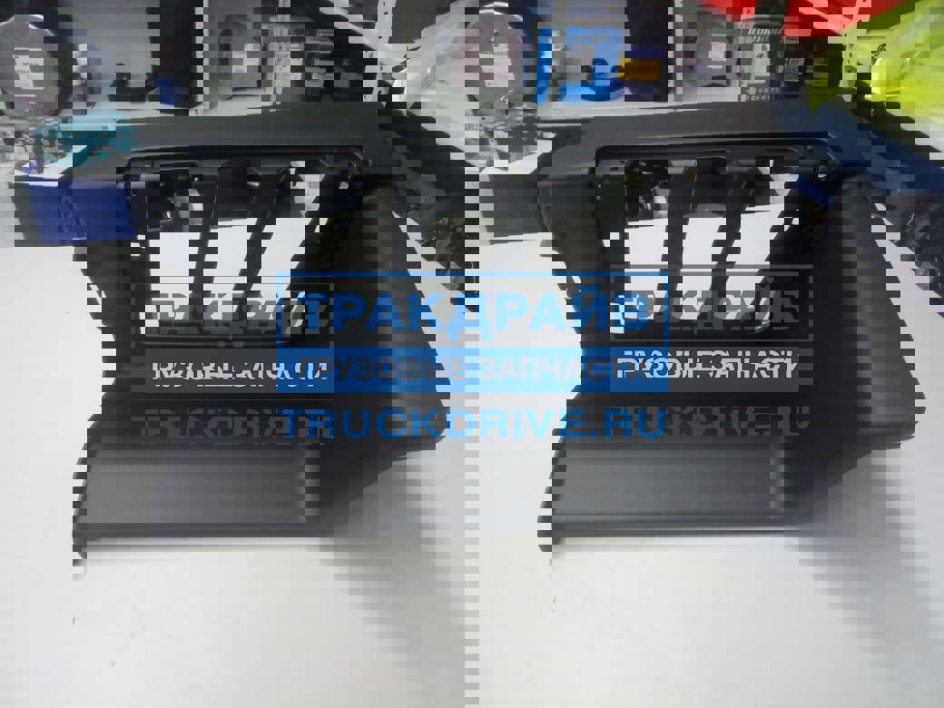 Подножка нижняя правая Volvo FM 4 с 2013 г аналог 21520119 TD1151069R ...