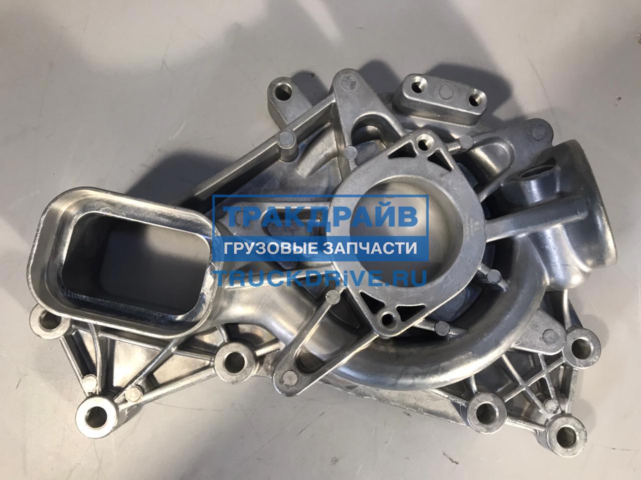 Корпус помпы Вольво ФШ13 ФМ13 двигатель D13 22195464 2.15590 DT SPARE ...