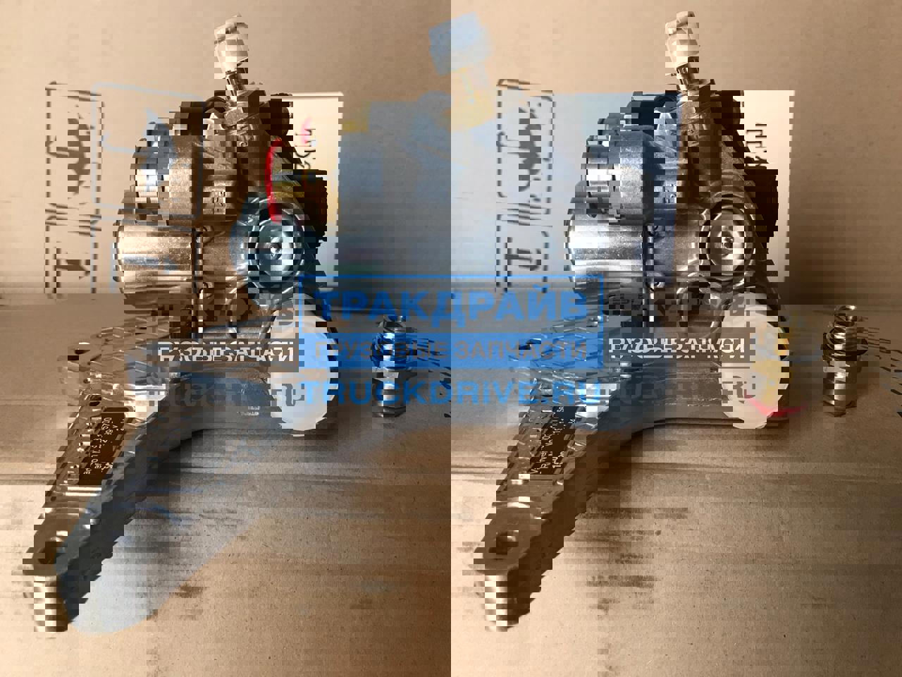 Клапан горного тормоза Volvo и Renault (21707054 и 21991157) 303.11. ...