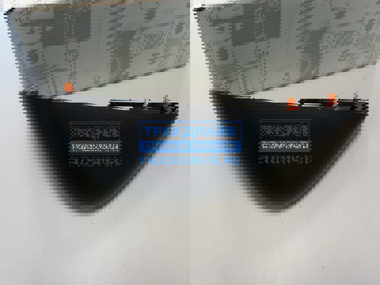 Крышка кронштейна зеркала Мерседес МП4 правая нижняя A9608112307 ...