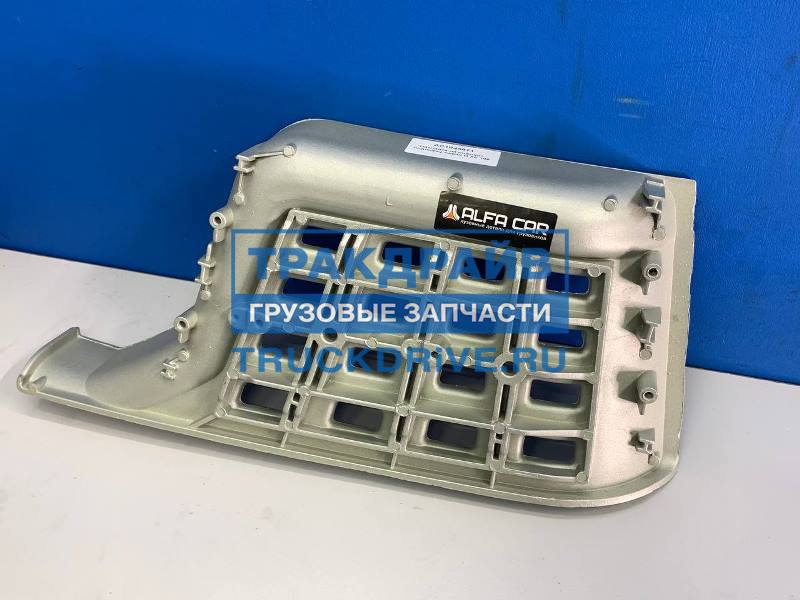 Накладка на нижнюю левую подножку для DAF 106 (металлическая) AC1945871 ...