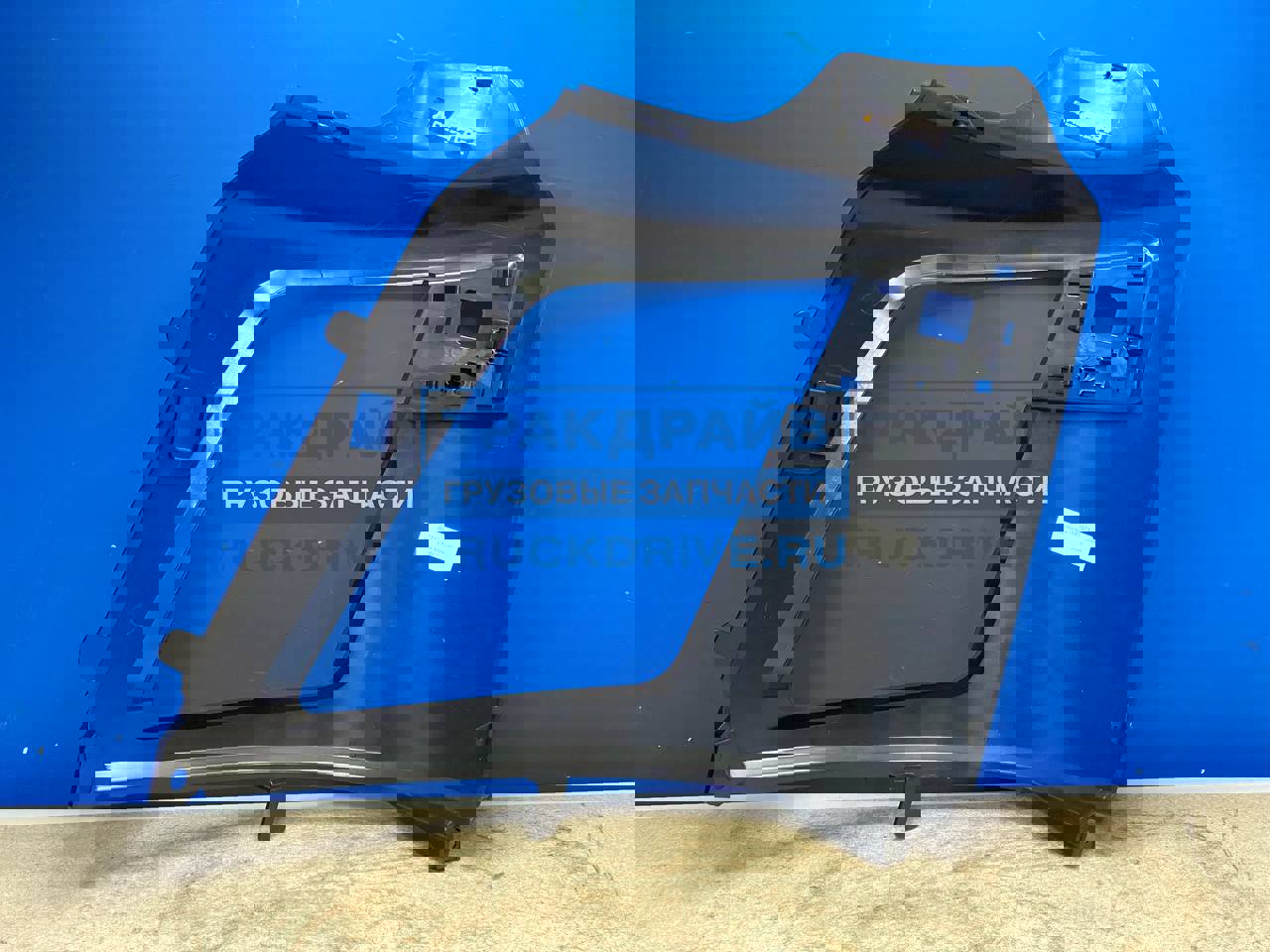 Облицовка фары Volvo FMX правая AC21689971 ALFA CAR купить недорого