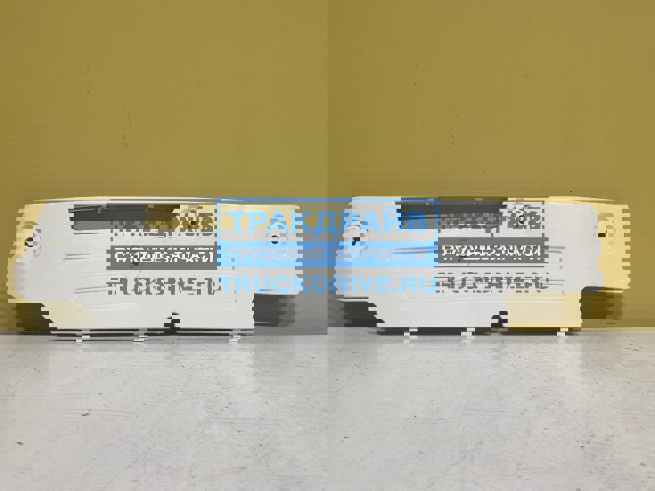 Угол корпуса фары Volvo FH13 правый AC82056991 ALFA CAR купить недорого