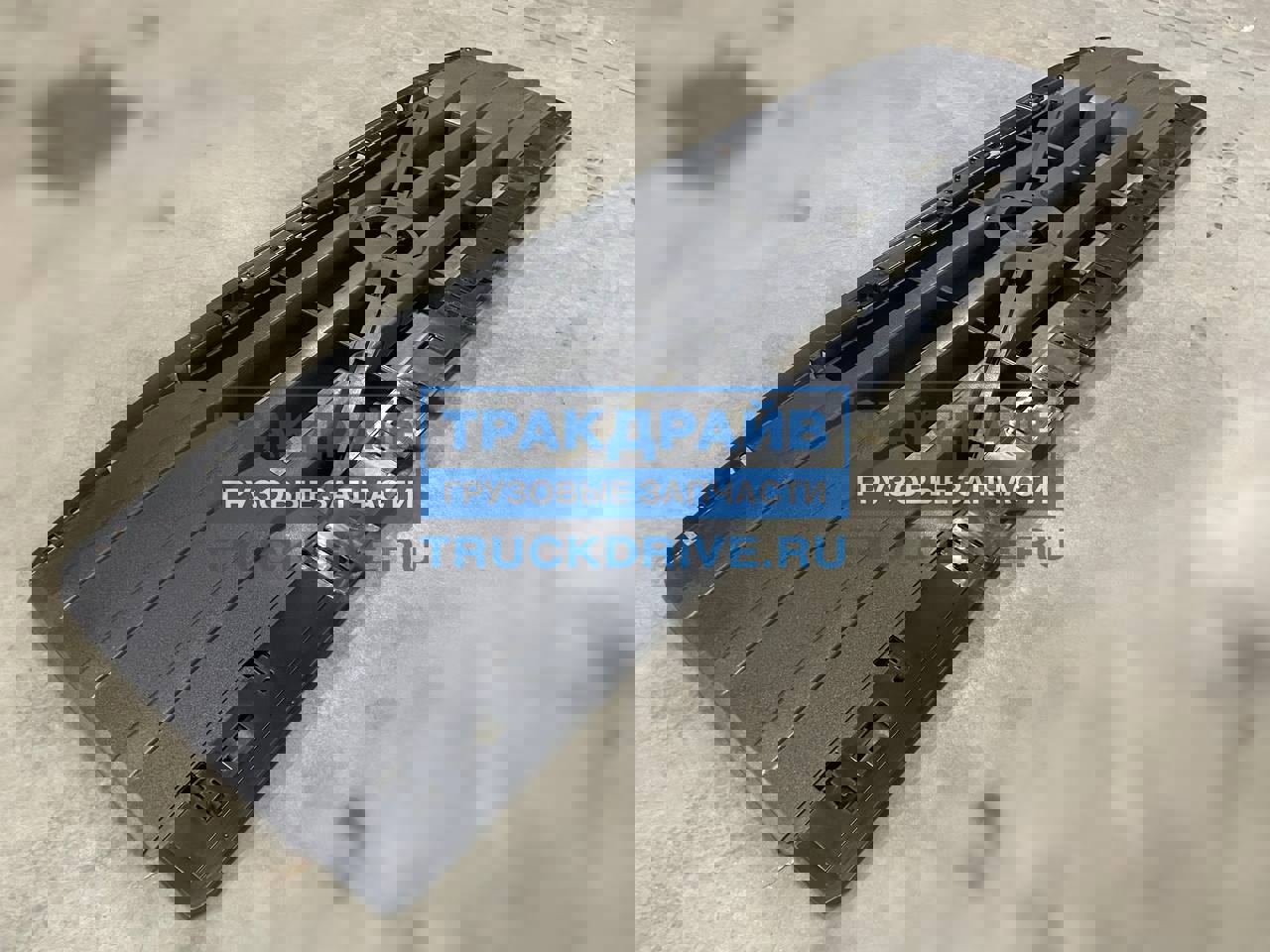 Решетка в капот Volvo FH12 AC82255255 ALFA CAR купить недорого