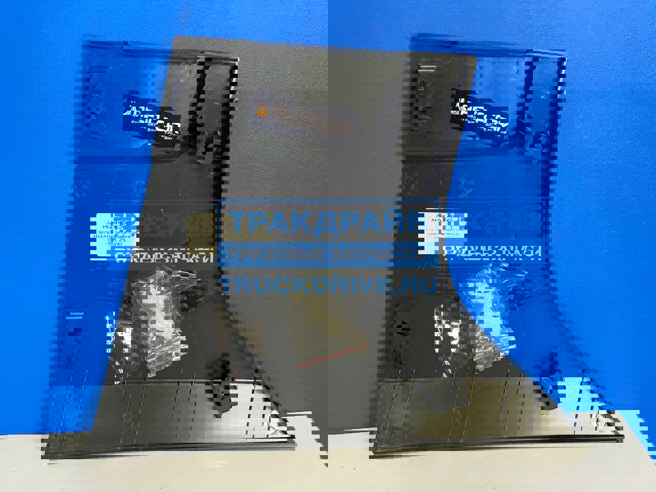 Накладка передняя Вольво FMX левая AC82441589 ALFA CAR купить недорого