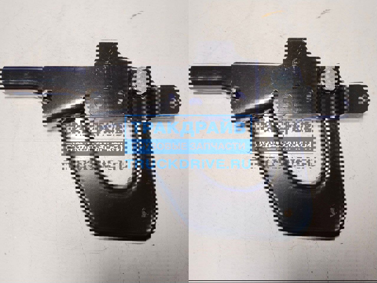 Петля нижней откидной ступени правая Volvo FH4 AC84104144 ALFA CAR ...