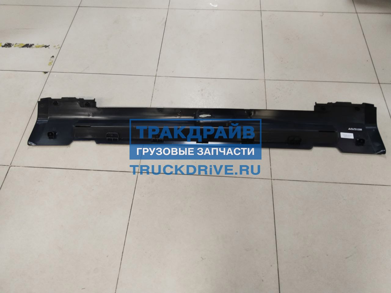 Накладка кабины передняя верхняя Volvo FMX AC84160389 ALFA CAR купить ...