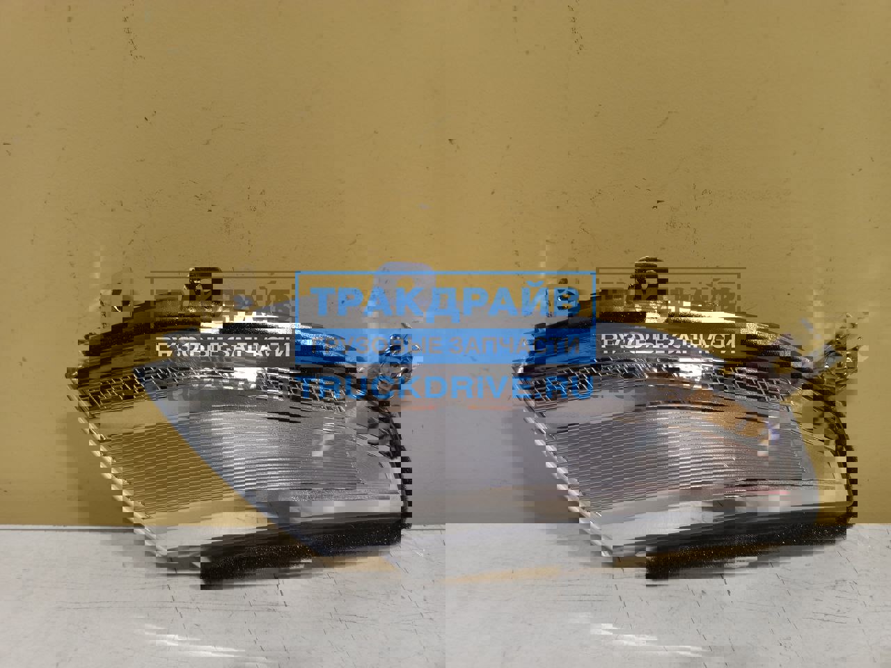 Удлинитель фары для грузовиков VOLVO FH4 левый AC84224117 ALFA CAR ...