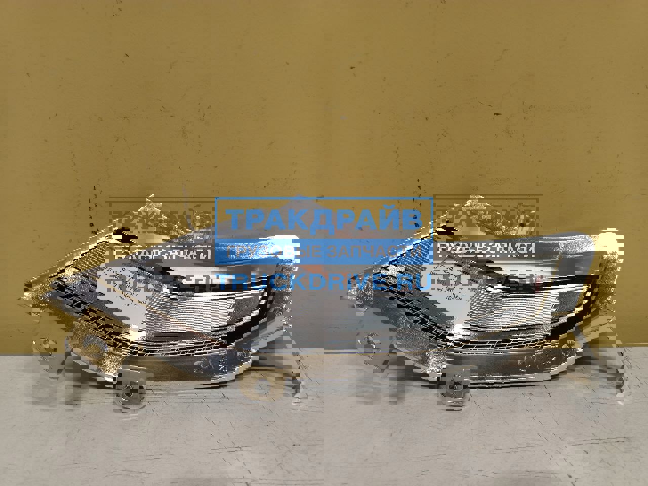 Удлинитель фары для грузовиков VOLVO FH4 левый AC84224117 ALFA CAR ...