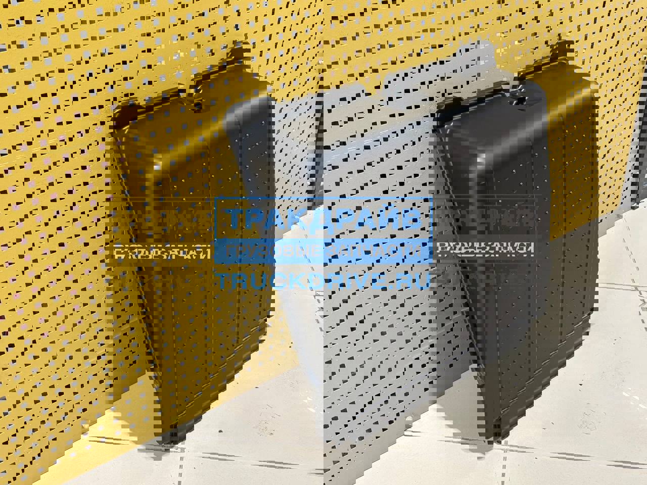 Крышка аккумулятора Mercedes Actros Axor AC9415410103 ALFA CAR купить ...