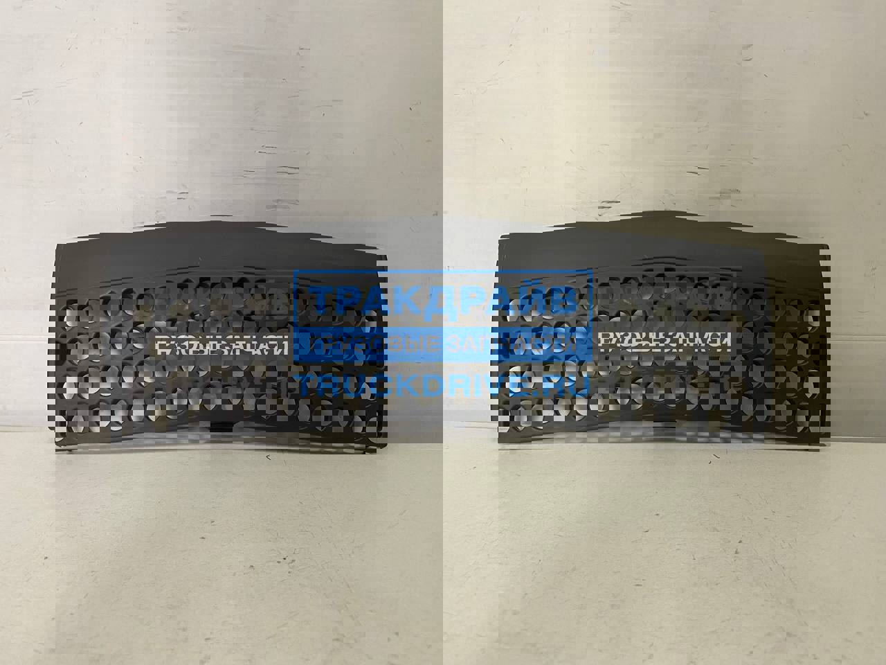 Решетка Mercedes Actros MP4 нижняя средняя (серая) AC9618850153G ALFA ...