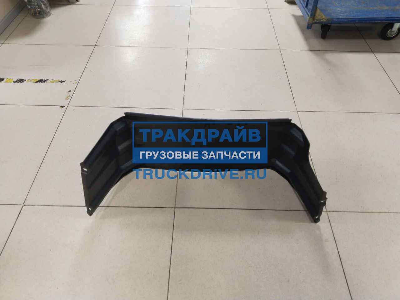 Защита моторного отсека Mercedes Actros 101760 AUGER купить недорого