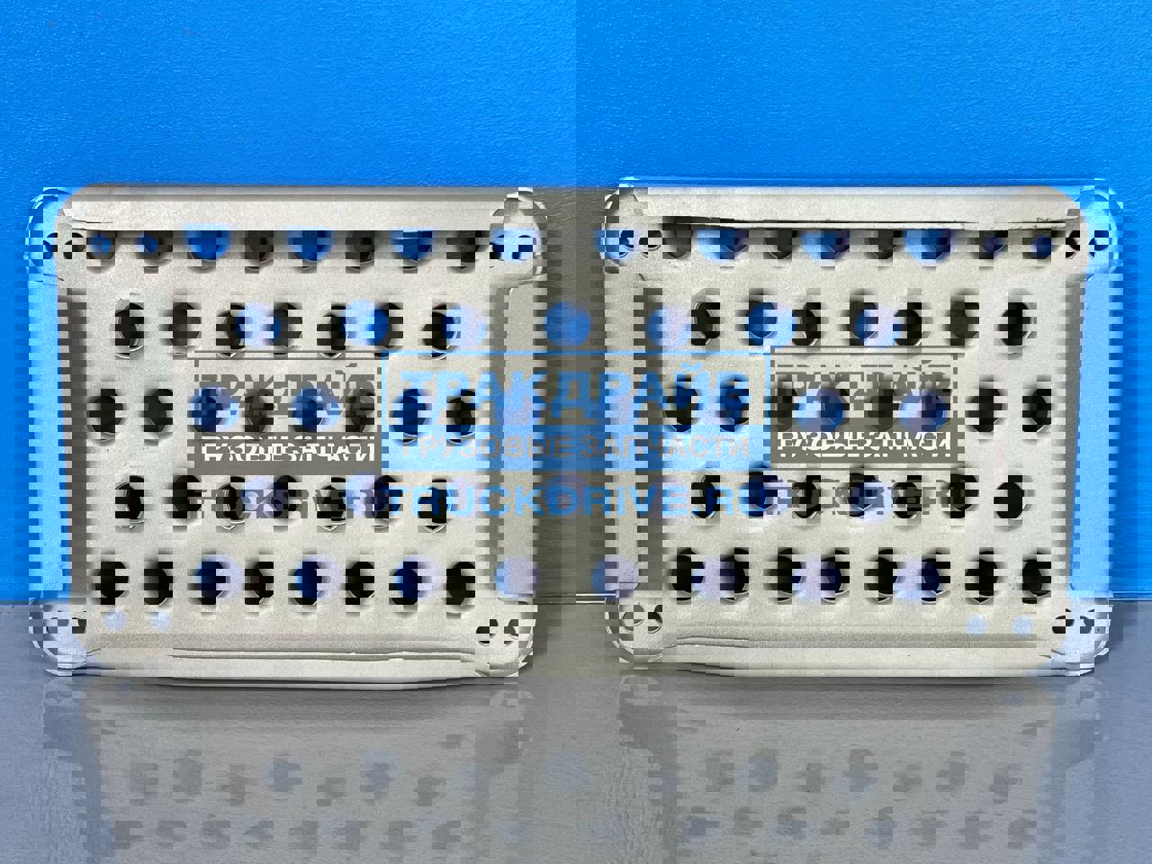 Подножка для Mercedes Actros MP2 MP3 102611 AUGER купить недорого