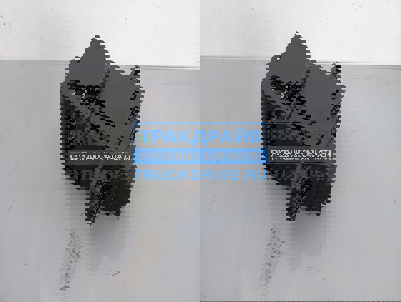 Клавиша стояночного электронного тормоза Volvo FH4 BX23126245 BUSHEX ...