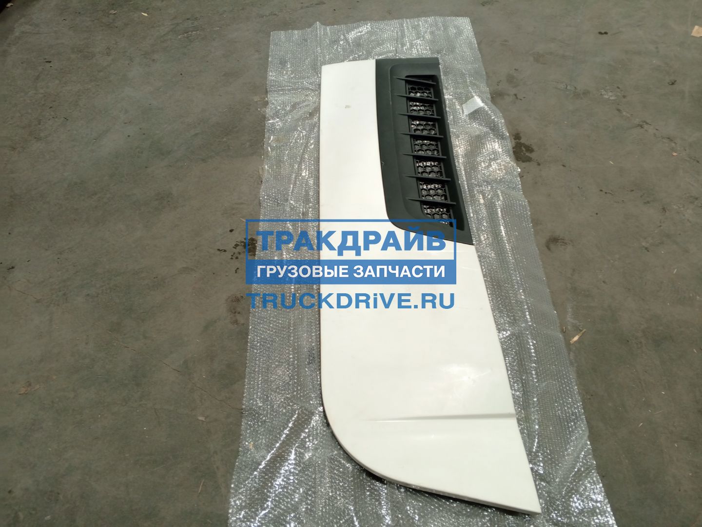 Дефлектор сзади кабины нижний правый для FAW J7 5704220-B90/I CHINA ...