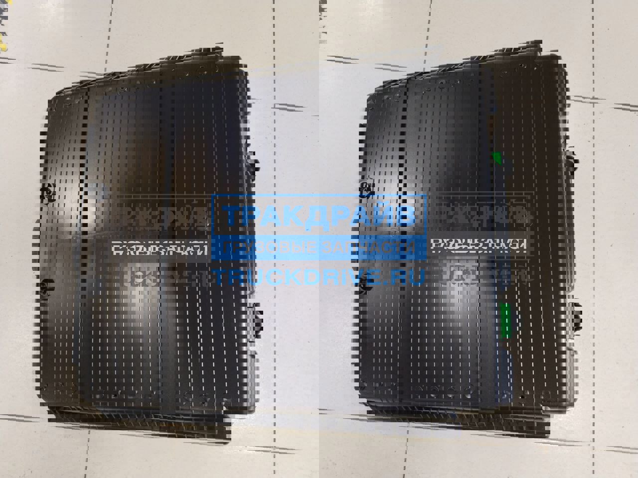 Крышка ящика АКБ DAF XF95 105 CF75 CF85 1946575 DAF купить недорого