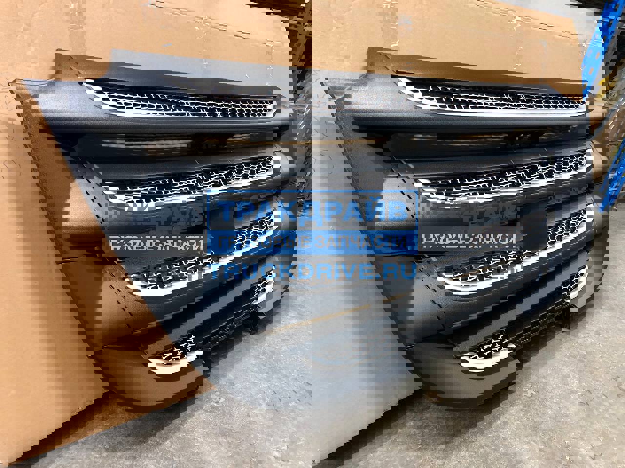 Решетка радиатора DAF XF106 в сборе 2048272 DAF купить недорого