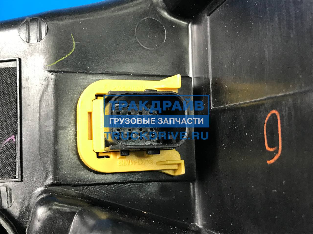 Фара основная для Мерседес Актрос Мп4 правая 440-11BSR-LD-E DEPO купить ...