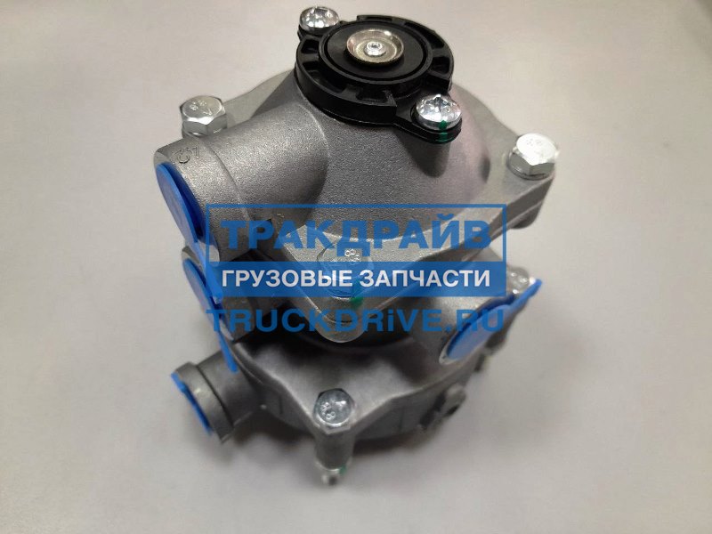 Кран управления тормозами прицепа Мерседес SK MK NG 1.18334 DT SPARE PARTS купить недорого