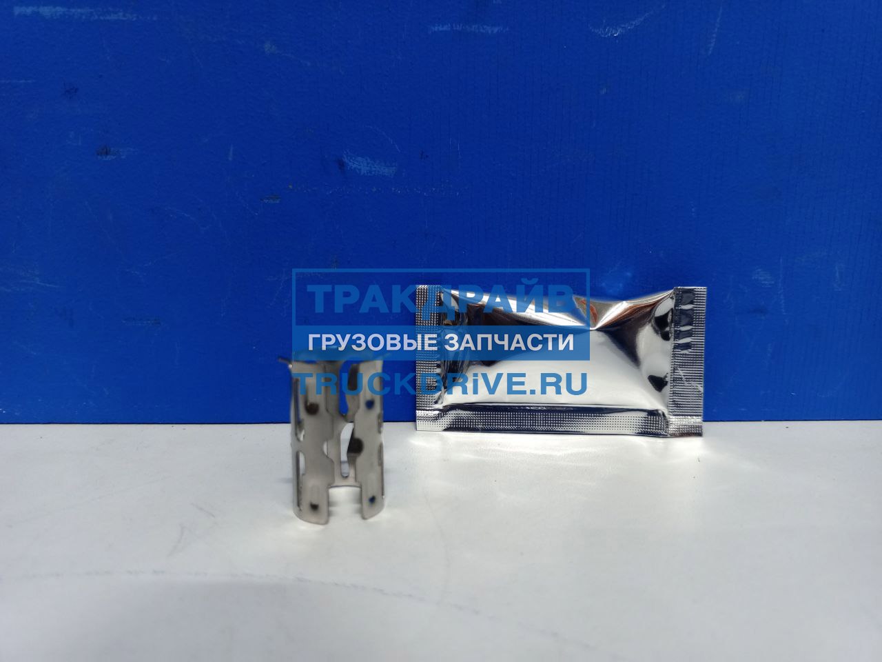 Датчик EBS для Ман Тгл Тгм L=3000 мм 3.37135 DT SPARE PARTS купить недорого