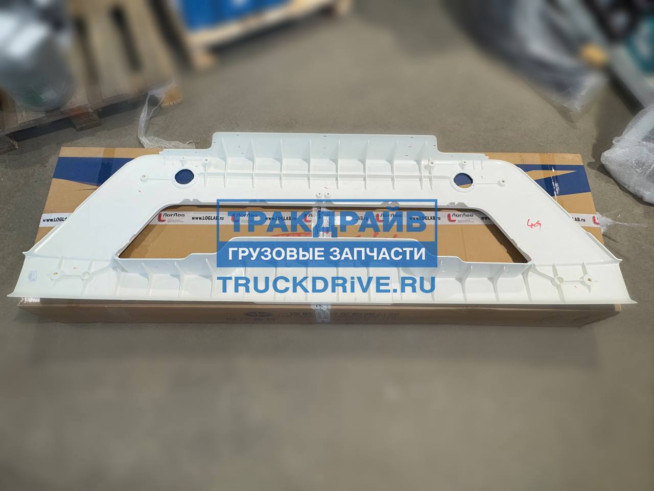 Бампер средняя часть для грузовиков FAW J7 2803011-2000/H FAW купить ...