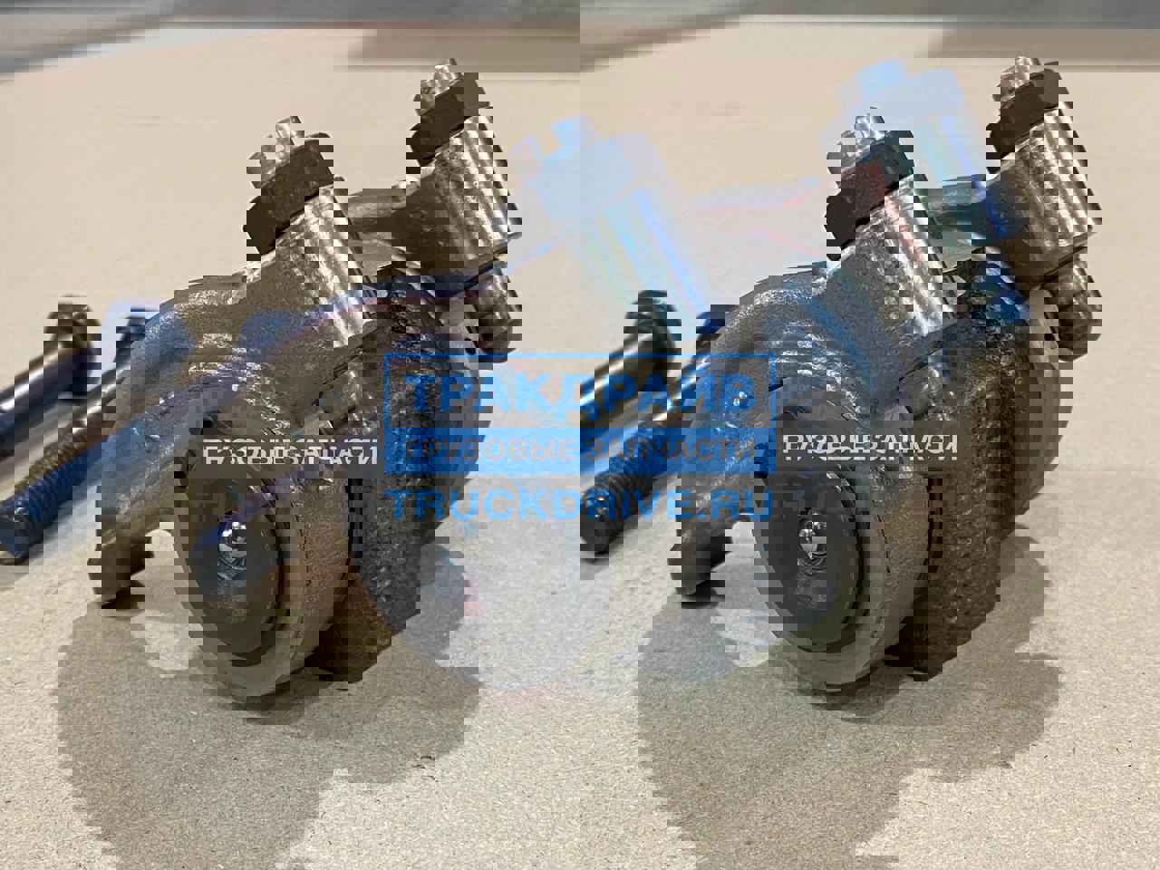 Ось коромысла в сборе для моторов MAN D2866/D2876 и MB OM400 24673 FEBI ...