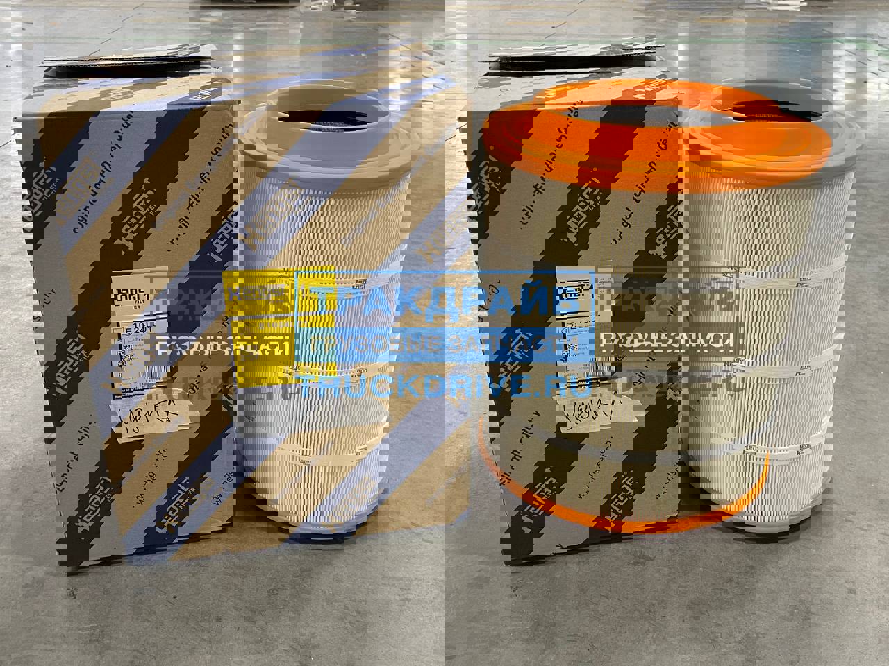 Фильтр воздушный Volvo FH13 LX3141 2013 г.в. (есть замятия, без ...