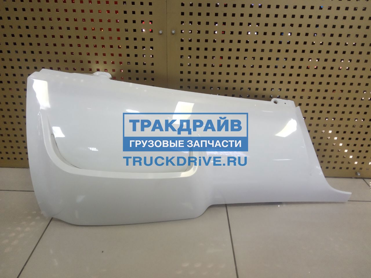 Дефлектор кабины Даф 106 угловой левый HTPDXF006L HTP купить недорого