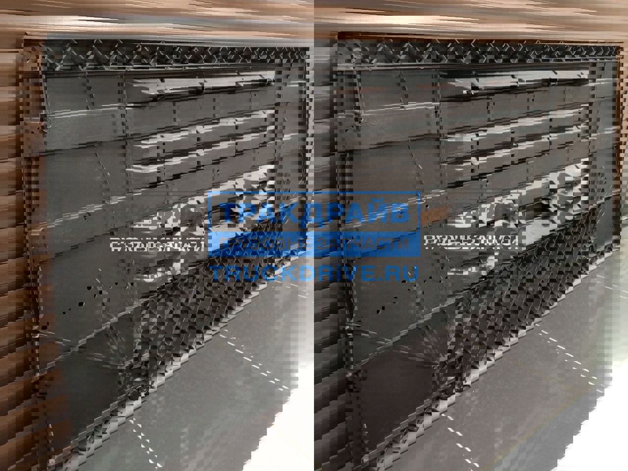 Решетка радиатора DAF XF95 XF105 HTP-NXF003 HTP купить недорого