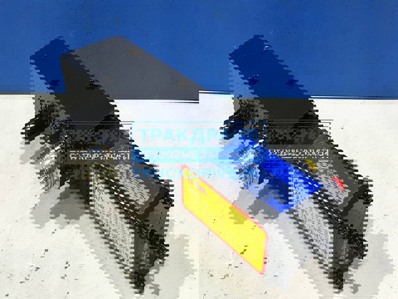 Клапан распределительный насоса подьема кузова HYVA PT1220-250 ...