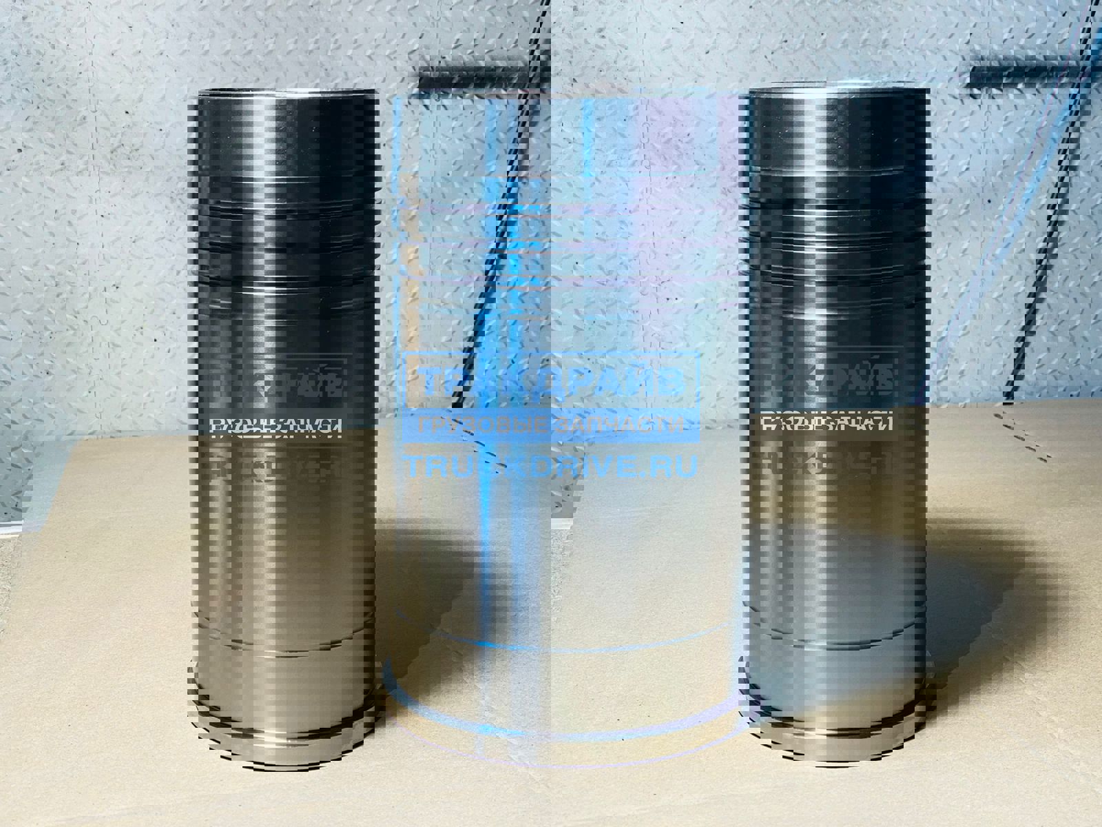 Гильза Ивеко Стралис двигатель F3BE0681 d=135 мм 500054922 IVECO купить ...