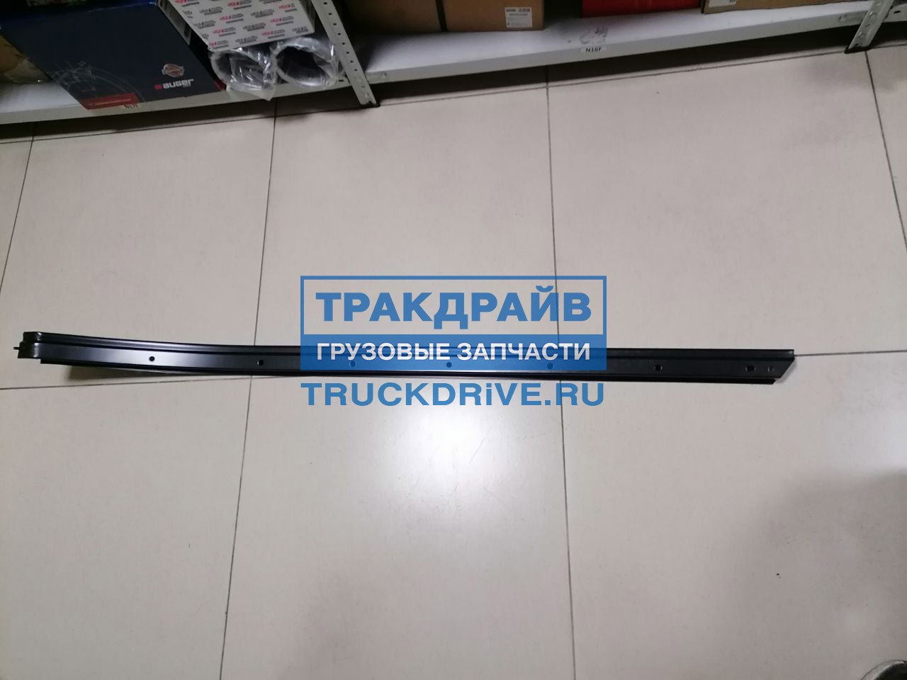 Направляющая двери Ивеко Дейли 500329748 IVECO купить недорого