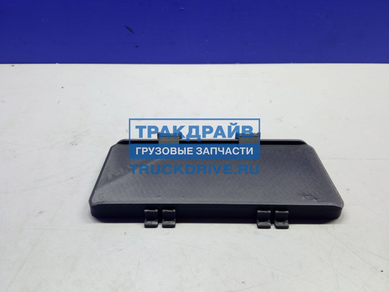 Крышка модуля управления Iveco Stralis 504015302 IVECO купить недорого