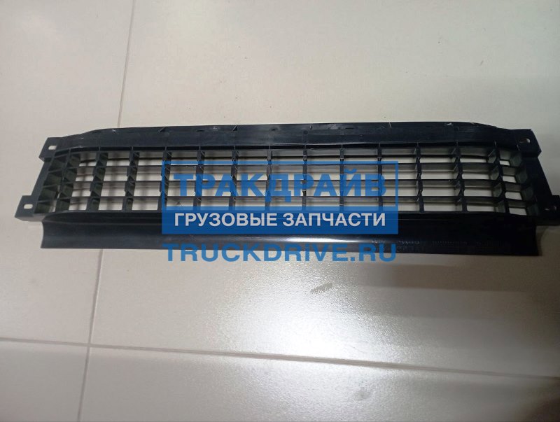 Решетка бампера переднего Ивеко ЕвроКарго 504044637 IVECO купить недорого