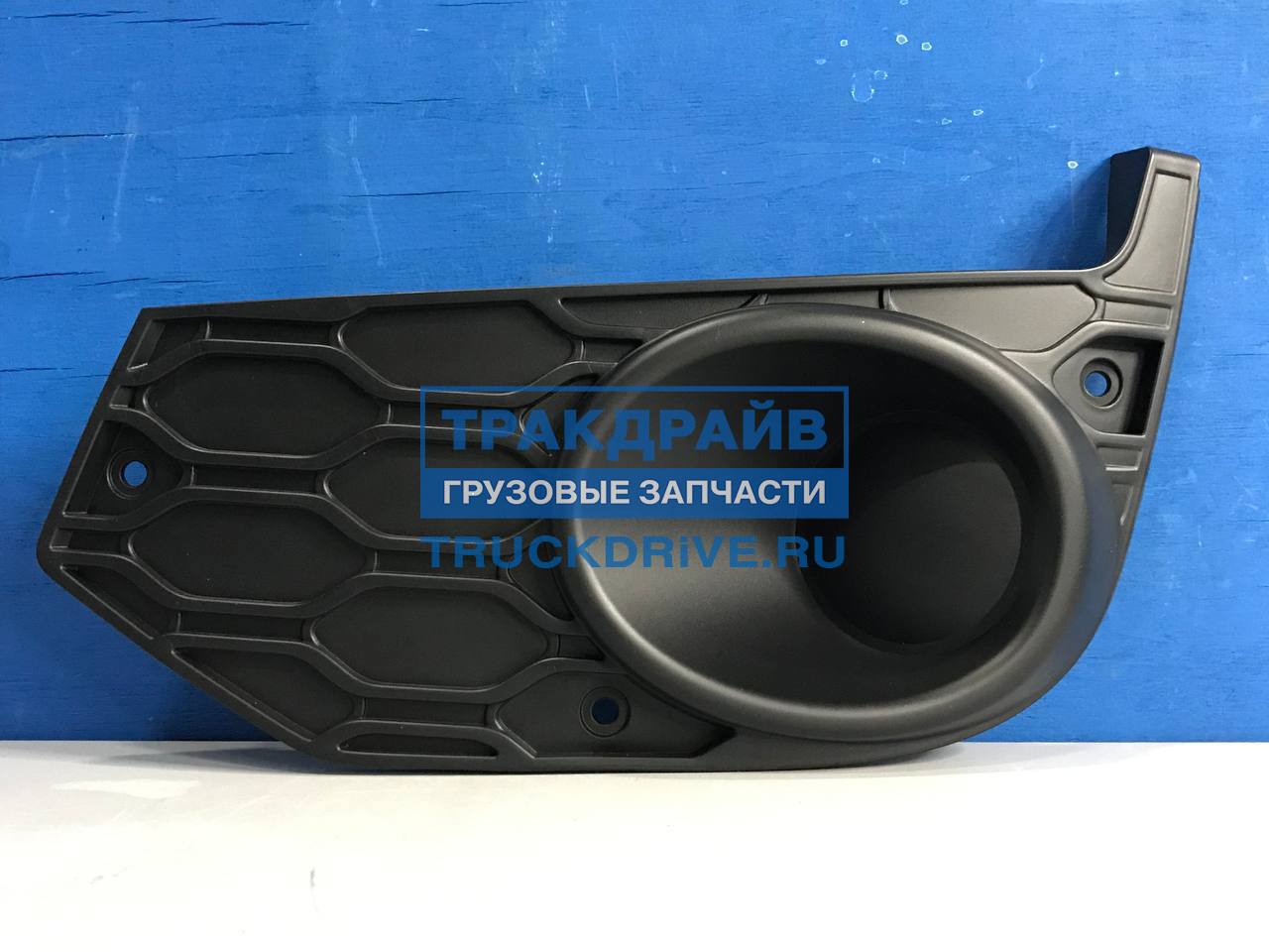 Заглушка противотуманной фары Ивеко Дейли левой 5801562216 IVECO купить ...