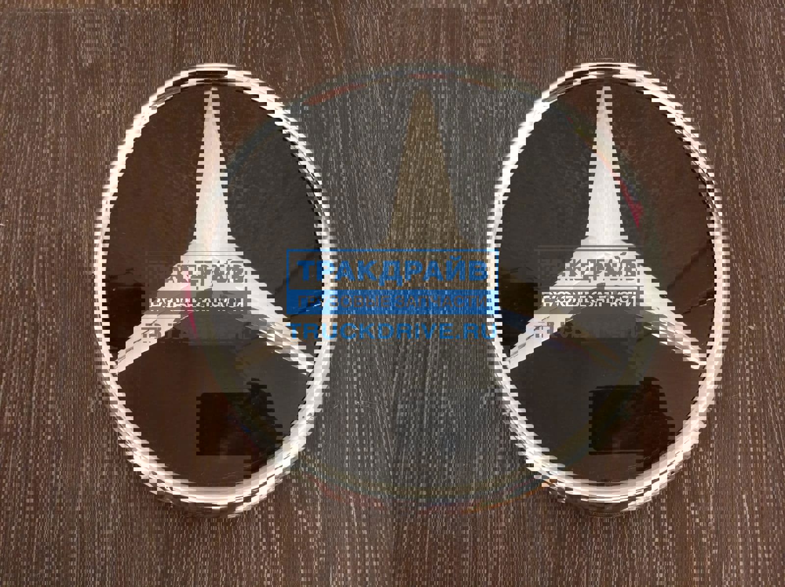 Эмблема решетки радиатора Мерседес A0008880111 MERCEDES-BENZ купить ...