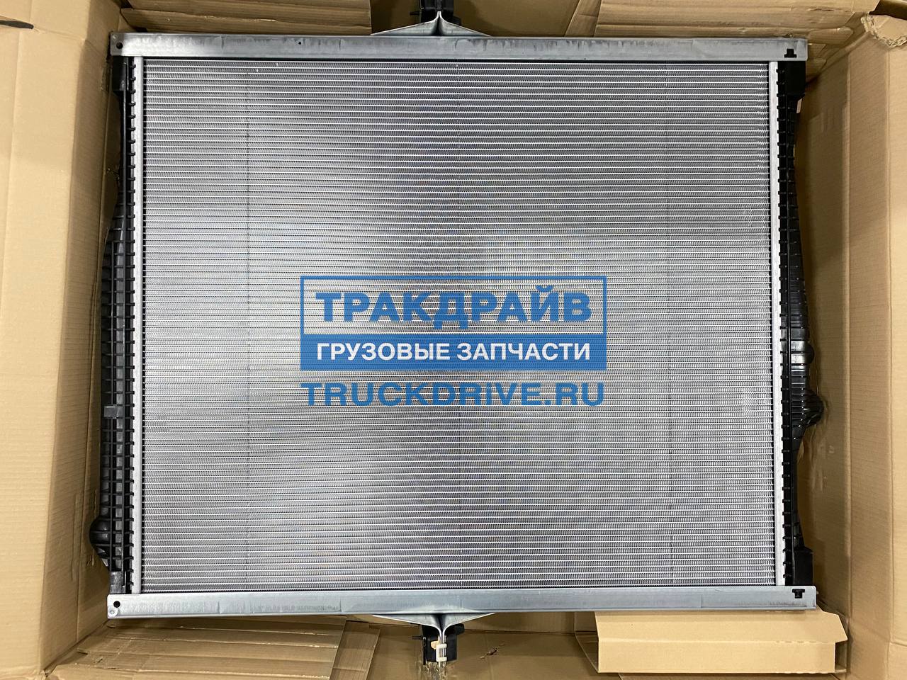 Радиатор Вольво FH4 и Рено Т серия Евро 6 1015x910x52 мм с рамкой 65479 ...