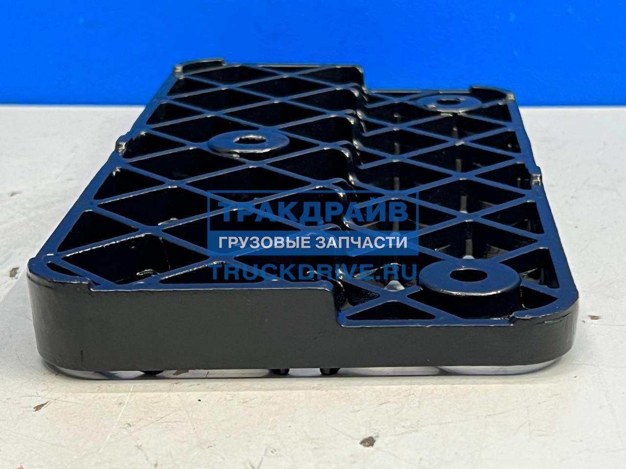 Подножка бампера Iveco Eurostar Eurotech Eurotrakker 0303600710 R-TRUCK ...