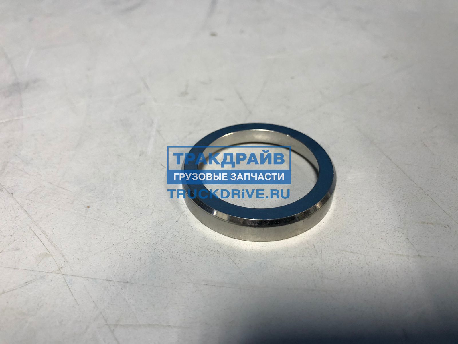 Седло выпускного клапана Renault двигатель DXi 11 7422946907 RENAULT ...