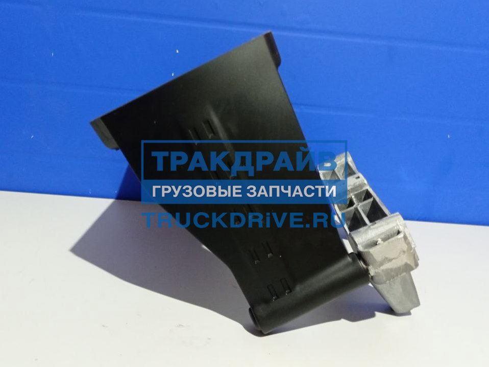 Подножка кабины правая Renault K series 7482590479 RENAULT купить недорого