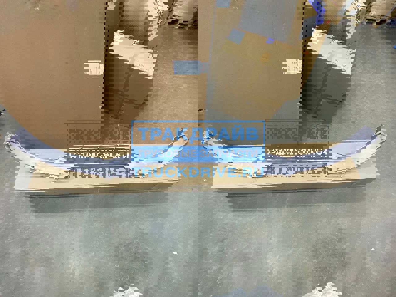 Накладка бампера Рено Т серия верхняя 7482701283 RENAULT купить недорого