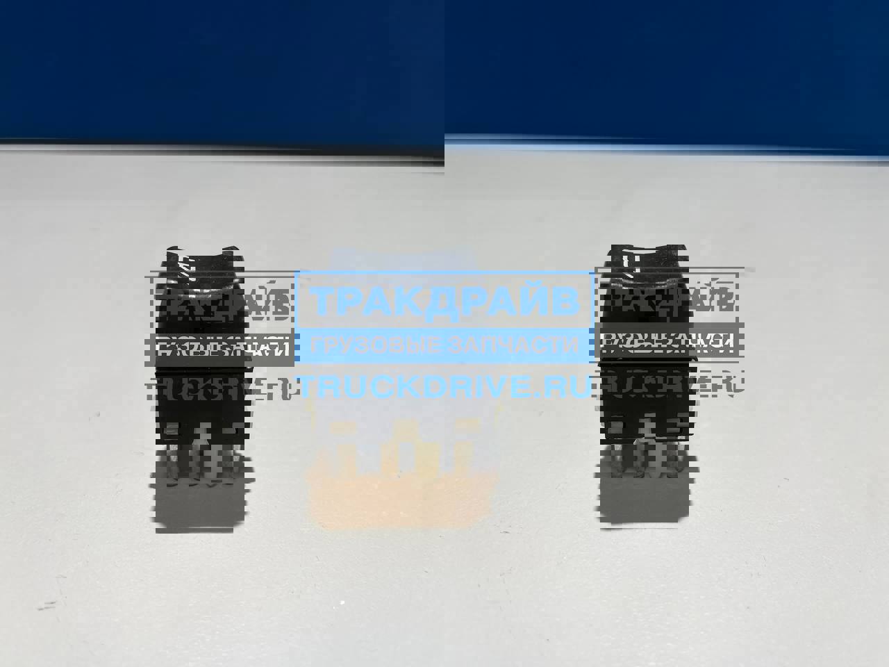 Кнопка стеклоподъемника Volvo FH12 032.396 SAMPA купить недорого