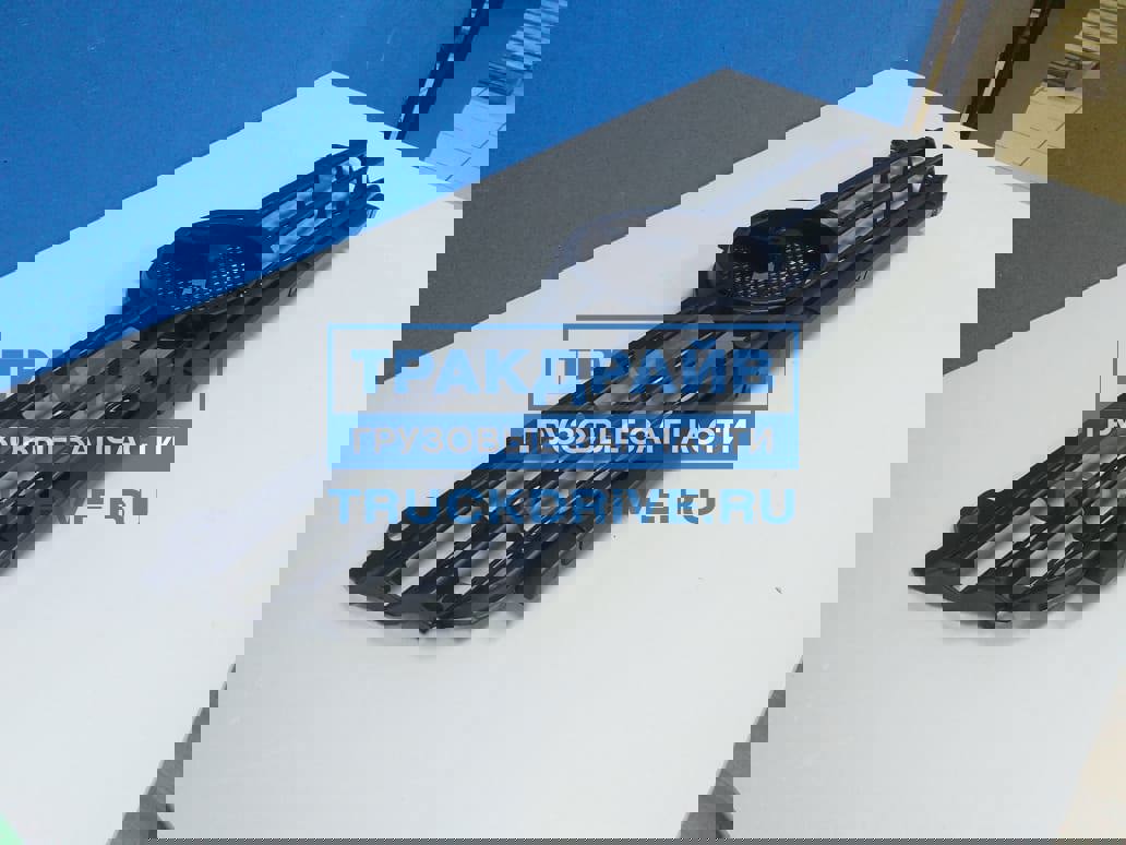 Решетка радиатора Мерседес Спринтер 18100617 SAMPA купить недорого