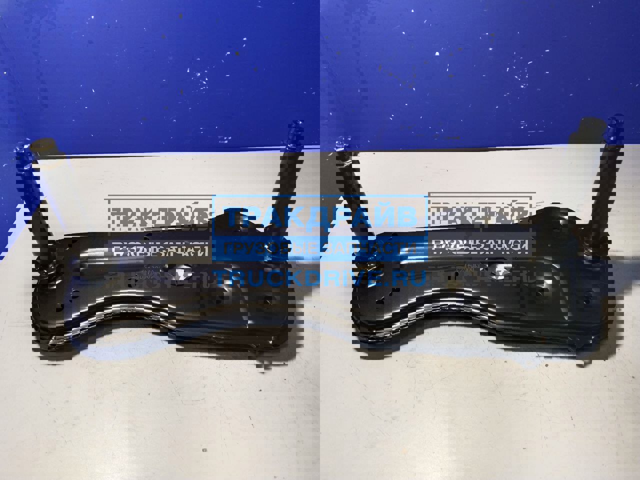 Кронштейн подвесной подножки правый Mercedes Actros MP2 1810 0723 SAMPA ...