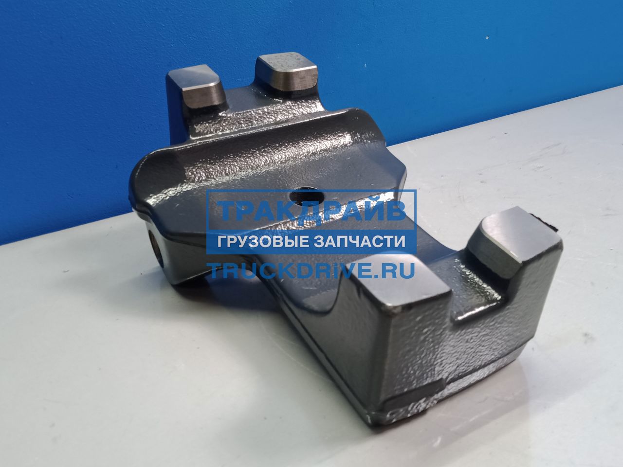 Рессорная площадка для грузовиков Scania 5 series 1383644 SCANIA купить ...