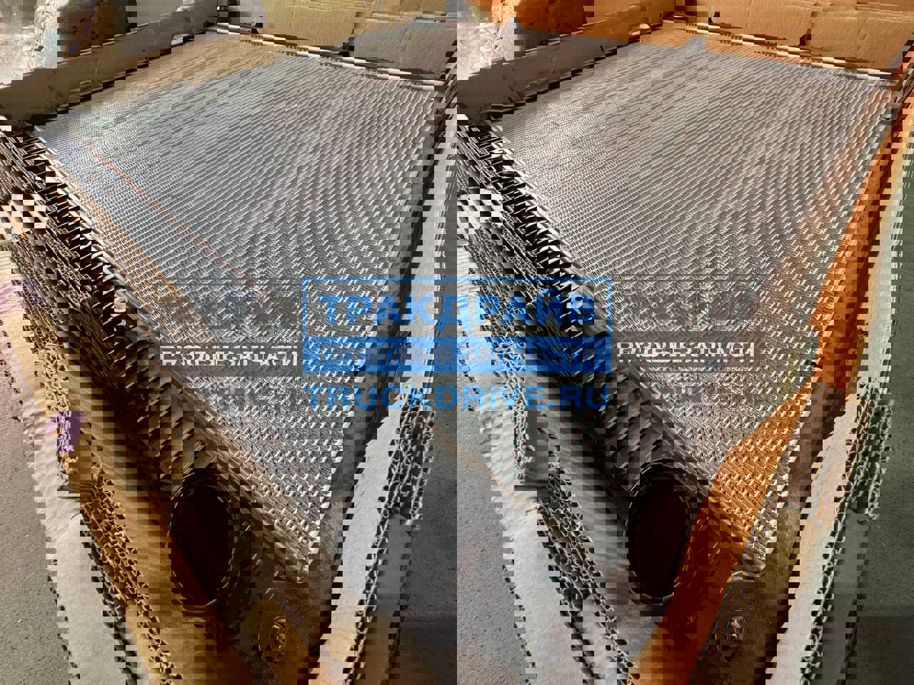 Радиатор для автомобилей Scania G420 G480 G490 P420 R420 R480 R490 ...