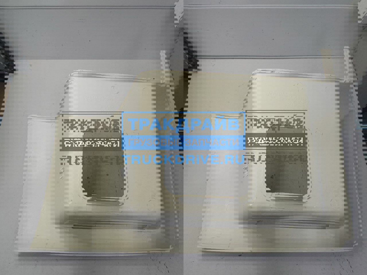 Облицовка подножки Sitrak C7H HOWO T5G левой ( Уценка трещина ...