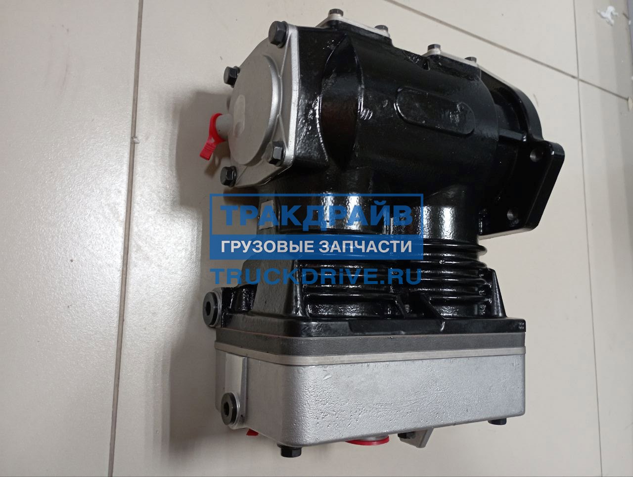 Компрессор воздушный 2 цил. VOLVO FH12,FM12,NH12,B12, 20429339, 1628593 ...