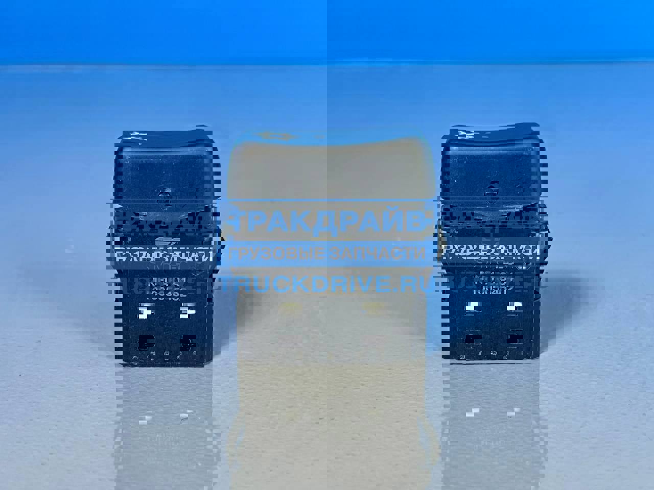 Клавиша включения кондиционера Mercedes Axor Камаз 5490 INF16054 ...